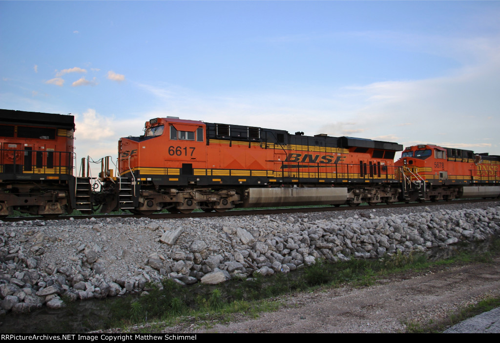 BNSF 6617